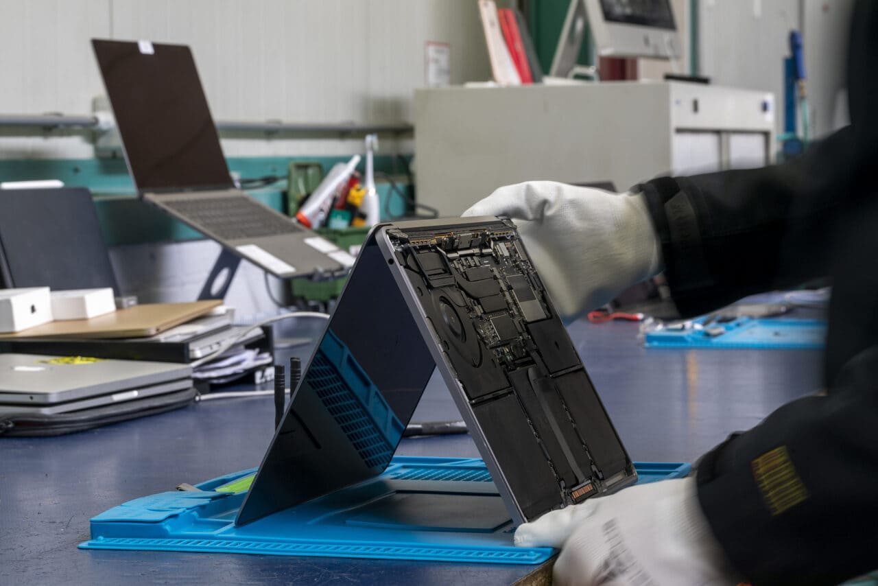 Hardware opkopen | Inclusief datavernietiging en ophaalservice